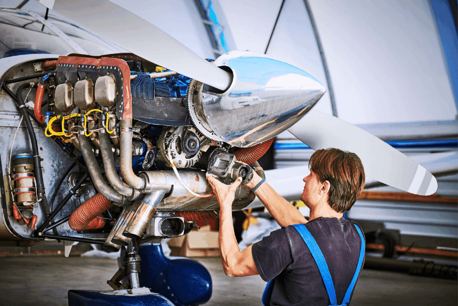 Guide to Becoming an Aircraft Mechanic | CAU